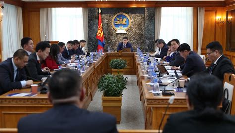 Улс төрд нөлөө бүхий зарим этгээдийн хамаарал бүхий этгээд төрд удирдах