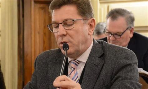 Proyecto Del Senador Borla Creación De Gabinetes Interdisciplinarios Escolares Cfin Noticias