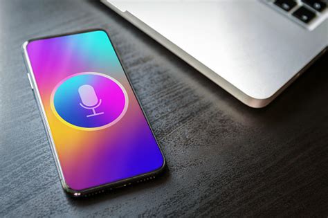 스마트폰 화면에 딥 러닝 Ai Siri와 가상 음성 비서 및 개인 사운드 인식 응용 프로그램 마이크 아이콘과 파도 소리 아이콘이