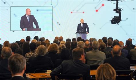 Румен Радев Технологичният трансфер науката и иновациите са от ключ към бъдещето на