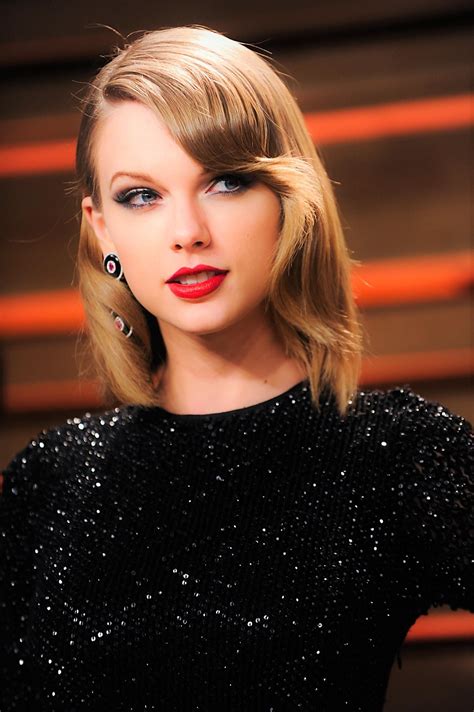 Taylor Swift Scrolller