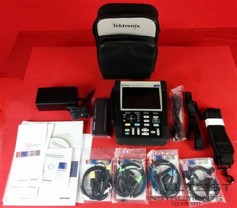 Ths3014 Tektronix Handheld Oscilloscope 100 Mhz 2 5 Gs S 10k
