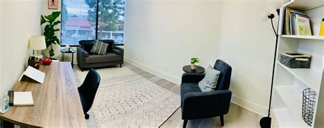 Claudia Sison Clinical Social Worktherapist Porter Ranch Ca 91326