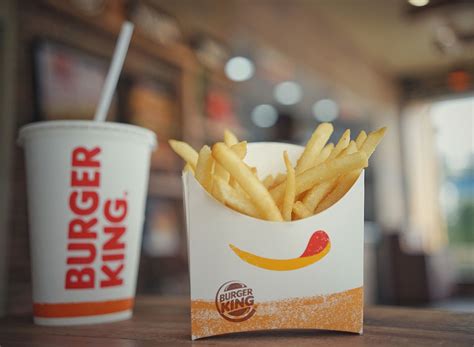 10 Unusual Fast Food Menu Items You Could Order 20 Years Ago