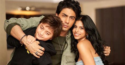 Aryan Khan Breaks Year Long Hiatus On Instagram Father Srk And Suhana React