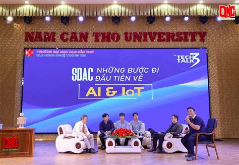 Techtalk 3 Sdac Những Bước Đi Đầu Tiên Về Ai Và Iot Trường Đại Học