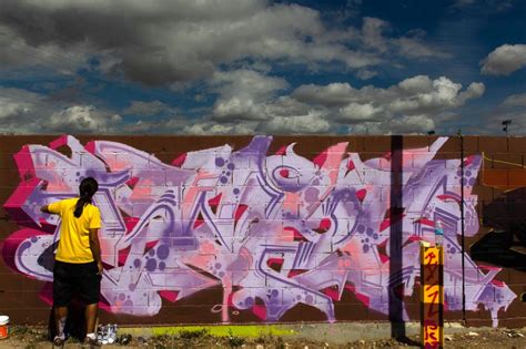 Vandal Voyeur Page 4