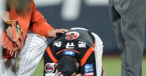 [포토] 고통스러워하는 문규현