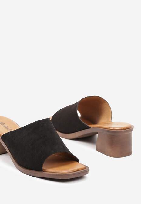 Czarne Casualowe Klapki Na Słupku Wykończone Kwadratowym Noskiem