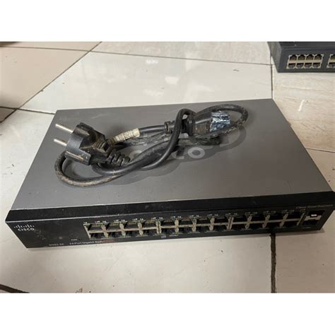 Jual Switch Cisco Smal Business 24 Port Gigabit 2 Port Sfp Shopee