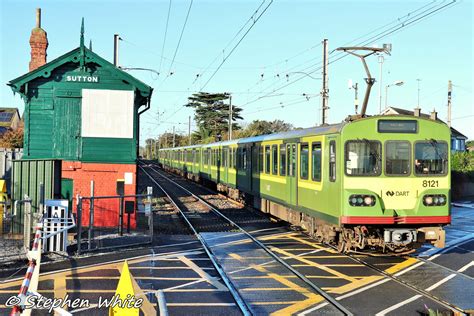 Dart 8100 Class No 8121 With Restored Sutton Signal Box Flickr