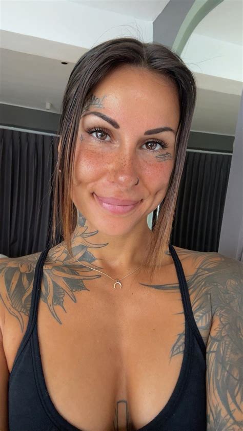 Face Tattooed And Freckled Yay Or Nay Sexy