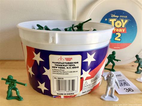 Toy Story 2 Bucket O Soldiers With Figures Maxsold