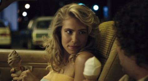 Alexandra Turshen And Oliver Cooper Red Oaks Sitcoms Online Photo