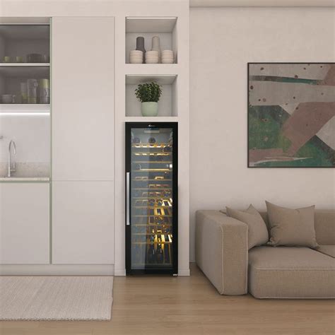 Racitor De Vinuri Candy Cwc 200 Eelw Nf 81 Sticle H 146 Cm Clasa G