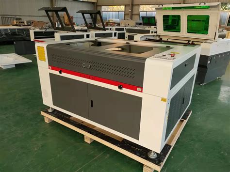 아크릴 및 목재 및 합판 및 Mdf 및 유리 및 석재 및 Pvc 및 금속 Co2 Cnc 레이저 커터 조각 Machine1325 1390 100w 로타리 금속 가공 장비