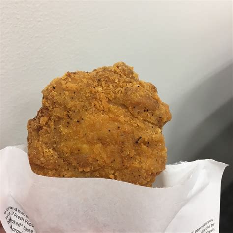 A Simple Moment Japan 7 Elevens Fried Chicken Mini Review