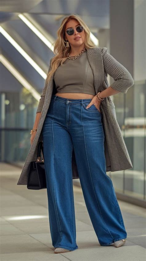 15 Stunning Plus Size Wide Leg Jeans Outfit Ideas For You