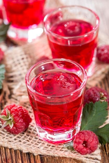 Premium Photo Raspberry Liqueur