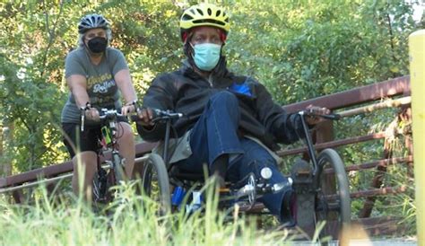 ‘golden Rollers Reconnecting Older Adults Revitalizing Relationships