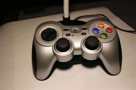 Геймпад LOGITECH F710 Gamepad Wireless USB (940-000145) — купить по ...