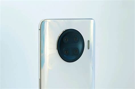 Here's A First Glimpse Of Realme Flagship Powered By Snapdragon 888