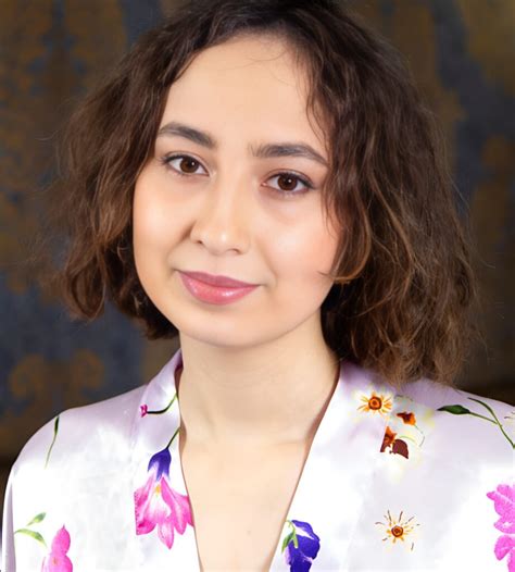 Regina Moonshine Wiki, Age, Boyfriend, Net Worth, Photos, Videos, Ethnicity and More - SCHOOL ...