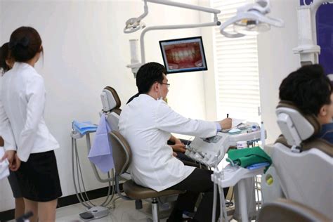 세라믹치과 강남언니 1등 성형수술and피부시술 정보앱