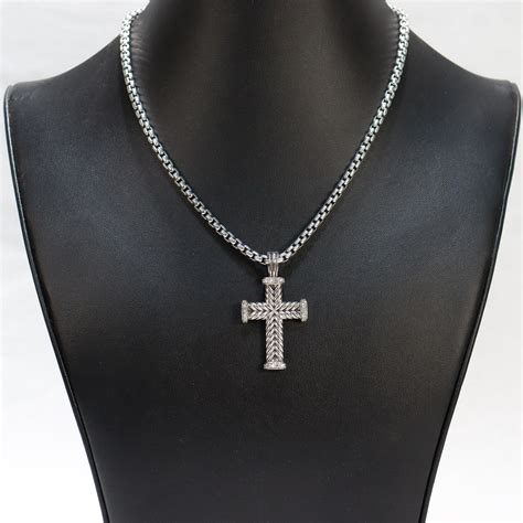 David Yurman Sterling Silver 33mm Chevron Cross Pendant And Diamonds Necklace For Sale At 1stdibs