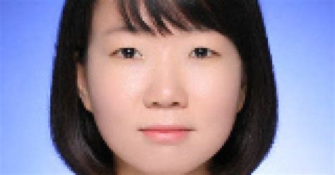 생활속 과학이야기 취침 전 스마트폰 사용이 수면에 미치는 영향