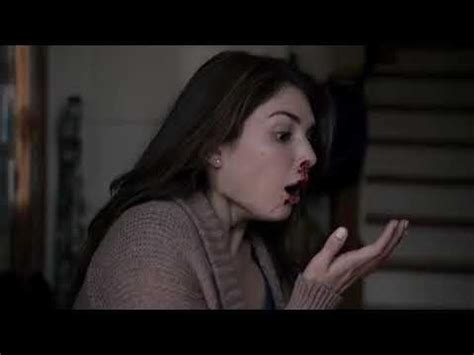 Shameless Bianca Tira Un Pugno A Una Sua Vecchia Compagna Di Scuola