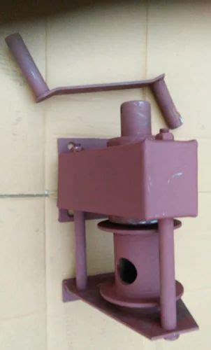 Manual Lighting Tower Winch At ₹ 6500 Piece In Muzaffarnagar Id
