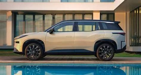 Autofile News Orders Crash Toyota Website