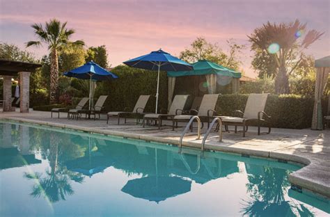 Offers Arizona Hideaway Collection