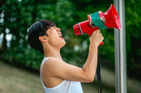 보도자료 쿠팡플레이 시리즈 ‘소년시대 진격의 웃음 폭탄 선사” 쿠팡플레이 인기작 2주 연속 1위 첫 주 대비 시청량 420 폭발적인 상승 쿠팡 뉴스룸