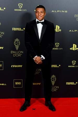 Retour Sur Les Looks De Kylian Mbappé Télé Loisirs