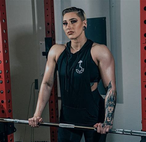 Picture Of Demi Bennett