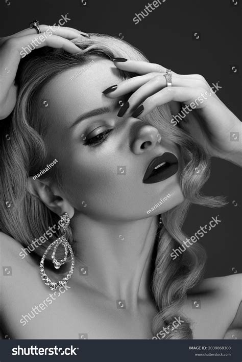 Sexy Pinup Woman Images Stock Photos Vectors Shutterstock