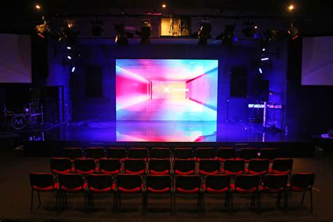 METRO Church Scores New Vuepix Screen ULA Group