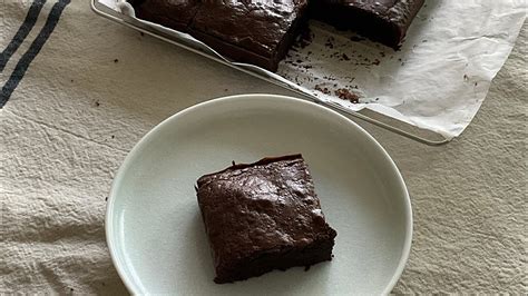 일단 시작하는 홈베이킹vlog브라우니황치즈파운드 Youtube