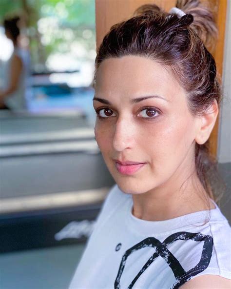 sonali bendre is an ageless eternal diva these pictures are proof