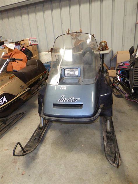 Lot 78 1992 Yamaha Inviter Snowmobile Runs Norcal Online Estate