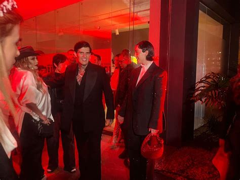 Adriel Favela Estrena “origen” Grupo Milenio