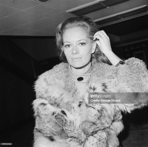 Italian American Actress Luciana Paluzzi At Heathrow Airport London