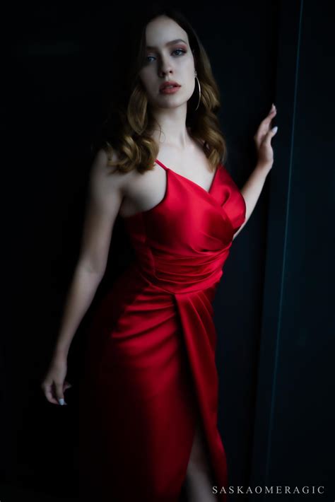 Saska Omeragic On Linkedin Eveningdress Beautiful Beautifulgirl Elegantdesign Elegant…