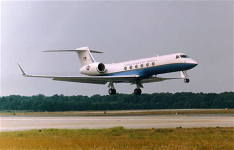 The Contrails Aircraft Weapons Systems C 37a Gulfstream V U S Air