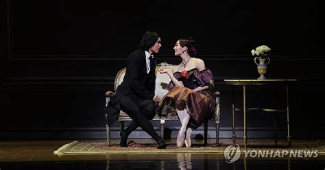 카멜리아 레이디 비극적 사랑 그린 드라마 발레