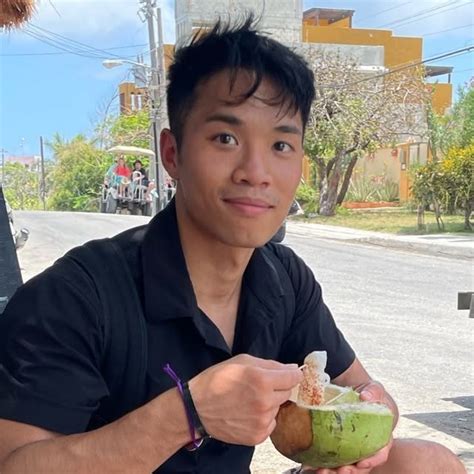 Huy Hi Huytran Threads Say More