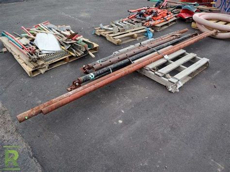 Pallet Of Shoring Braces Roller Auctions