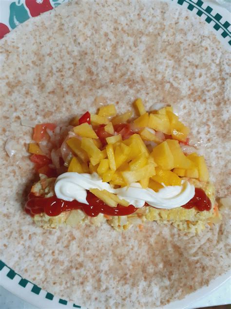 또띠아 롤 브리또 멕시코 요리 토르티야 부리토